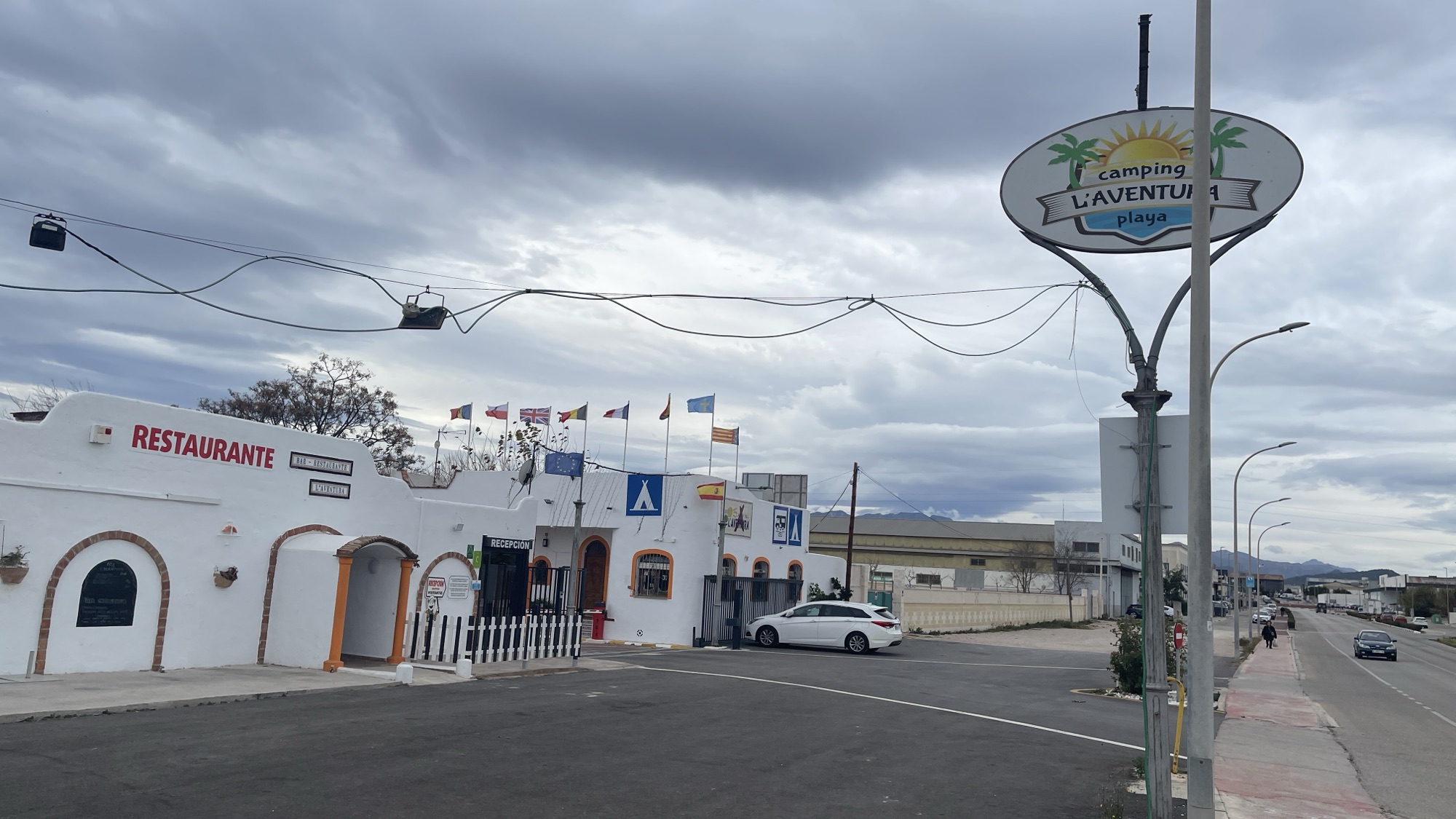 28 Tage „Campingplatz L-Aventura Playa“ in Daimús | Wohnmobilreisen